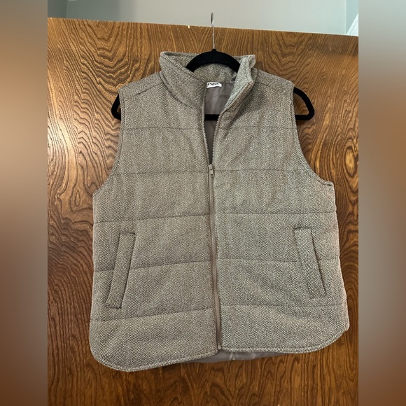Pulse | Jackets & Coats | Pulse Boutique Olive Patterned Vest | Poshmark
